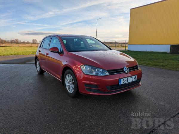Red Volkswagen Golf 2015 in Tallinn, with an engine capacity of 0.00 L and mileage of 225 thousand km for 8350 €, photo 5 on AUTOMOTO.COM.LV