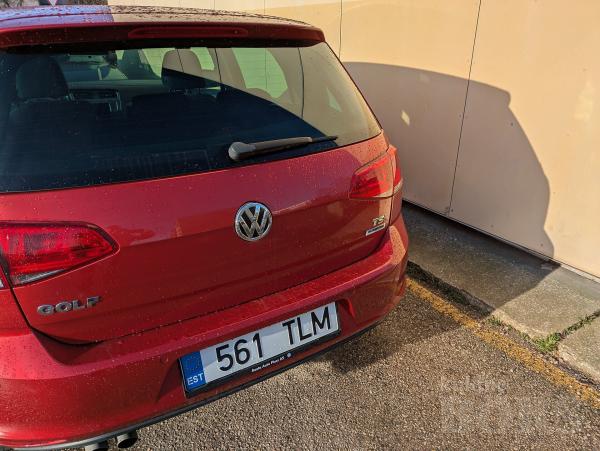 Red Volkswagen Golf 2015 in Tallinn, with an engine capacity of 0.00 L and mileage of 225 thousand km for 8350 €, photo 8 on AUTOMOTO.COM.LV