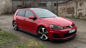 Red Volkswagen Golf 2015 in Klaipeda, with an engine capacity of 1.98 L and mileage of 160 thousand km for 12999 €, photo 7 on AUTOMOTO.COM.LV