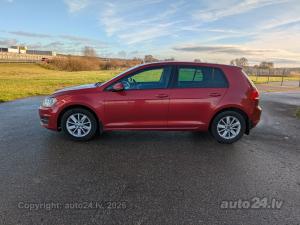 Red Volkswagen Golf 2015 in Tallinn, with an engine capacity of 1.40 L and mileage of 215 thousand km for 7640 €, photo  on AUTOMOTO.COM.LV
