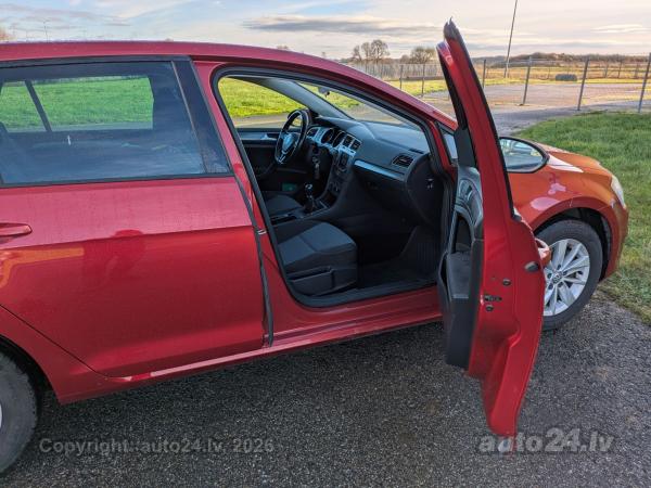 Red Volkswagen Golf 2015 in Tallinn, with an engine capacity of 1.40 L and mileage of 215 thousand km for 7640 €, photo 5 on AUTOMOTO.COM.LV
