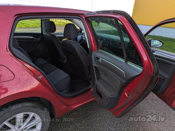 Red Volkswagen Golf 2015 in Tallinn, with an engine capacity of 1.40 L and mileage of 215 thousand km for 7640 €, photo 6 on AUTOMOTO.COM.LV