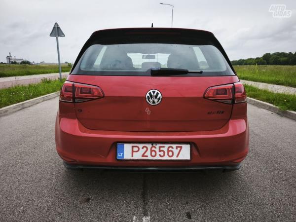 Sarkans Volkswagen Golf 2015 Kauņa, ar dzinēja tilpumu 2.00 L un nobraukumu 91 tūkst. km par 6999 €, foto 5 vietnē AUTOMOTO.COM.LV