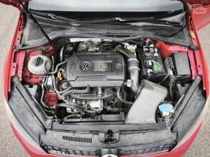 Red Volkswagen Golf 2015 in Kaunas, with an engine capacity of 2.00 L and mileage of 91 thousand km for 6999 €, photo 16 on AUTOMOTO.COM.LV