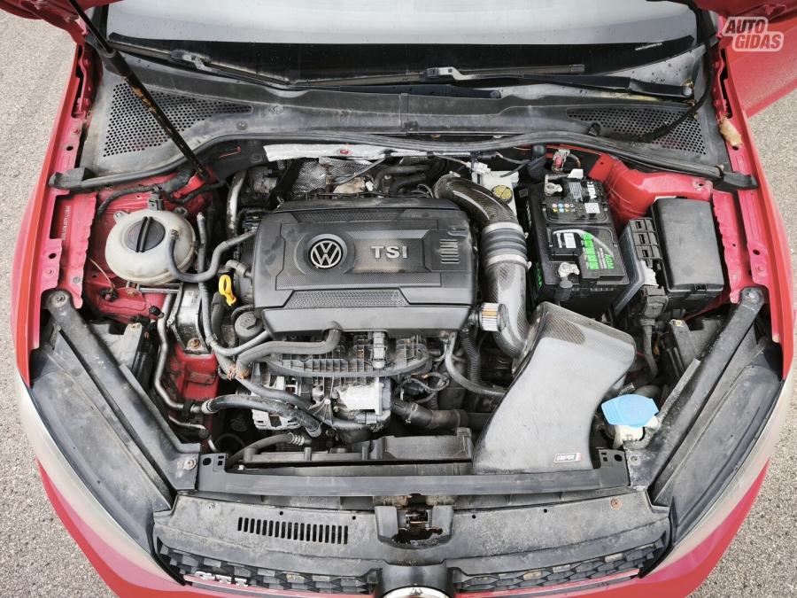 Red Volkswagen Golf 2015 in Kaunas, with an engine capacity of 2.00 L and mileage of 91 thousand km for 6999 €, photo 16 on AUTOMOTO.COM.LV