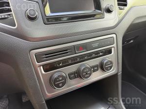 Sarkans Volkswagen Golf 2015 Dobele, ar dzinēja tilpumu 1.60 L un nobraukumu 157 tūkst. km par 8700 €, foto 20 vietnē AUTOMOTO.COM.LV