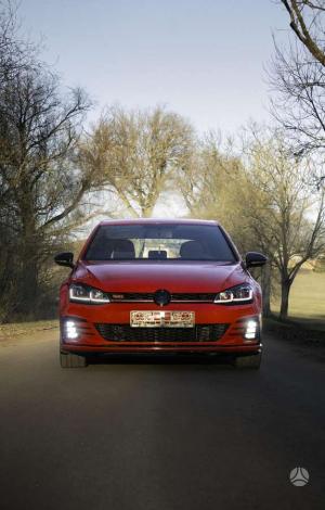 Red Volkswagen Golf 2017 in Kaunas, with an engine capacity of 1.98 L and mileage of 109 thousand km for 14500 €, photo 10 on AUTOMOTO.COM.LV