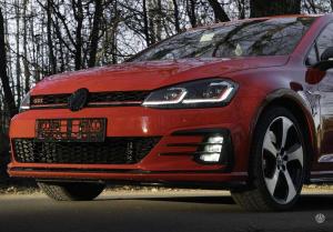 Red Volkswagen Golf 2017 in Kaunas, with an engine capacity of 1.98 L and mileage of 109 thousand km for 14500 €, photo 11 on AUTOMOTO.COM.LV