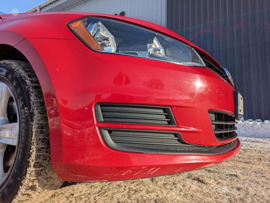 Red Volkswagen Golf 2017 in Vilnius, with an engine capacity of 1.80 L and mileage of 121 thousand km for 9200 €, photo 27 on AUTOMOTO.COM.LV