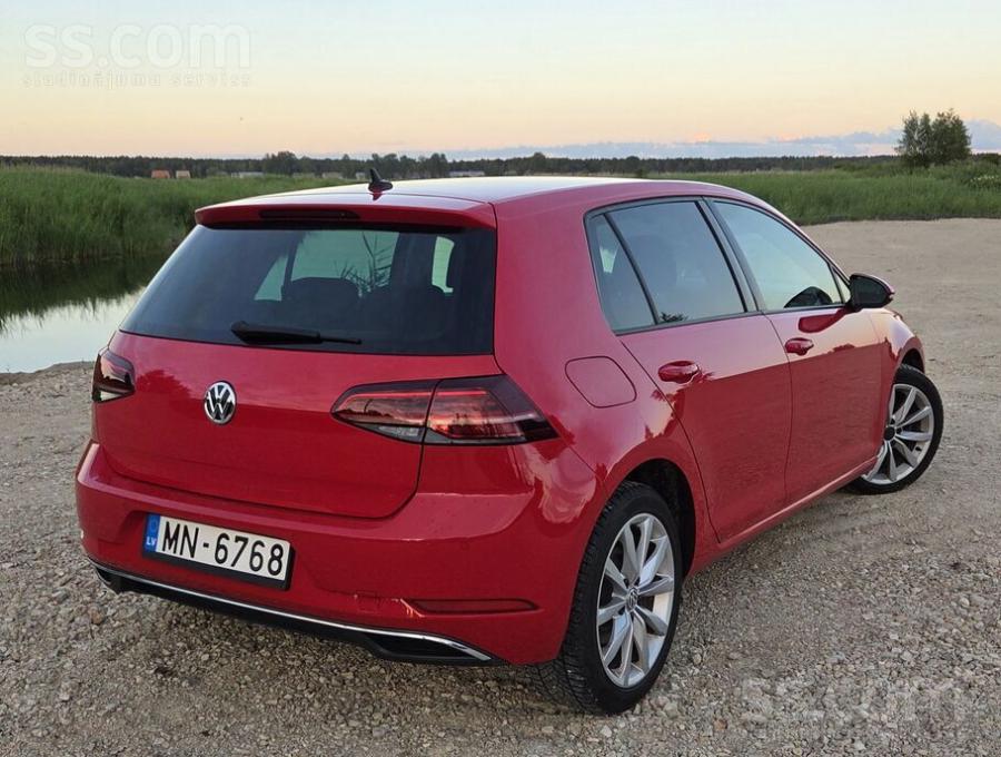Red Volkswagen Golf 2017 in Riga, with an engine capacity of 1.40 L and mileage of 173 thousand km for 11500 €, photo 5 on AUTOMOTO.COM.LV