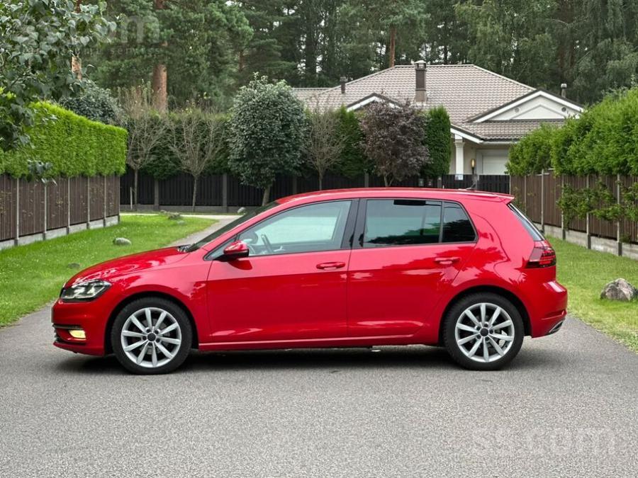 Red Volkswagen Golf 2017 in Riga, with an engine capacity of 1.40 L and mileage of 174 thousand km for 10290 €, photo 7 on AUTOMOTO.COM.LV