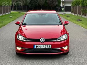 Red Volkswagen Golf 2017 in Riga, with an engine capacity of 1.40 L and mileage of 174 thousand km for 10290 €, photo 9 on AUTOMOTO.COM.LV
