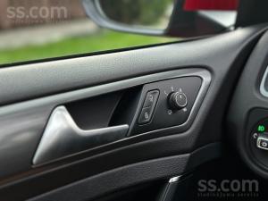 Red Volkswagen Golf 2017 in Riga, with an engine capacity of 1.40 L and mileage of 174 thousand km for 10290 €, photo 24 on AUTOMOTO.COM.LV