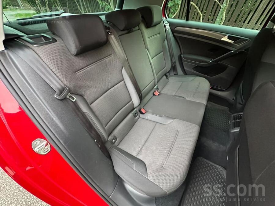 Red Volkswagen Golf 2017 in Riga, with an engine capacity of 1.40 L and mileage of 174 thousand km for 10290 €, photo 28 on AUTOMOTO.COM.LV