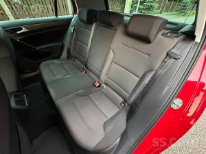 Red Volkswagen Golf 2017 in Riga, with an engine capacity of 1.40 L and mileage of 174 thousand km for 10290 €, photo 29 on AUTOMOTO.COM.LV