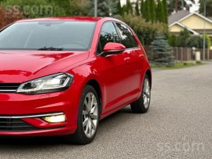 Red Volkswagen Golf 2017 in Riga, with an engine capacity of 1.40 L and mileage of 174 thousand km for 10290 €, photo 31 on AUTOMOTO.COM.LV