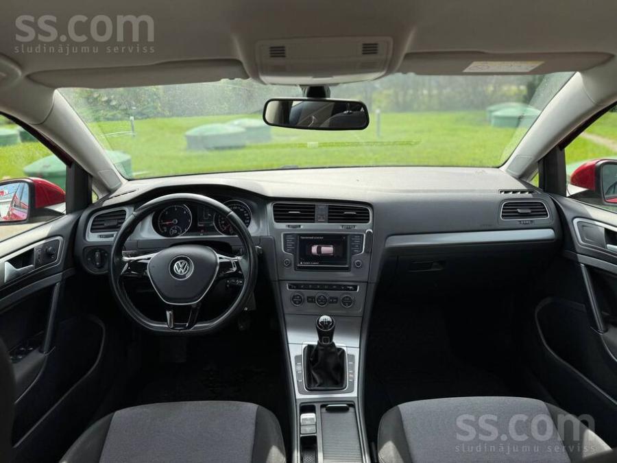Sarkans Volkswagen Golf 2017 Rīga, ar dzinēja tilpumu 1.60 L un nobraukumu 245 tūkst. km par 5990 €, foto 12 vietnē AUTOMOTO.COM.LV