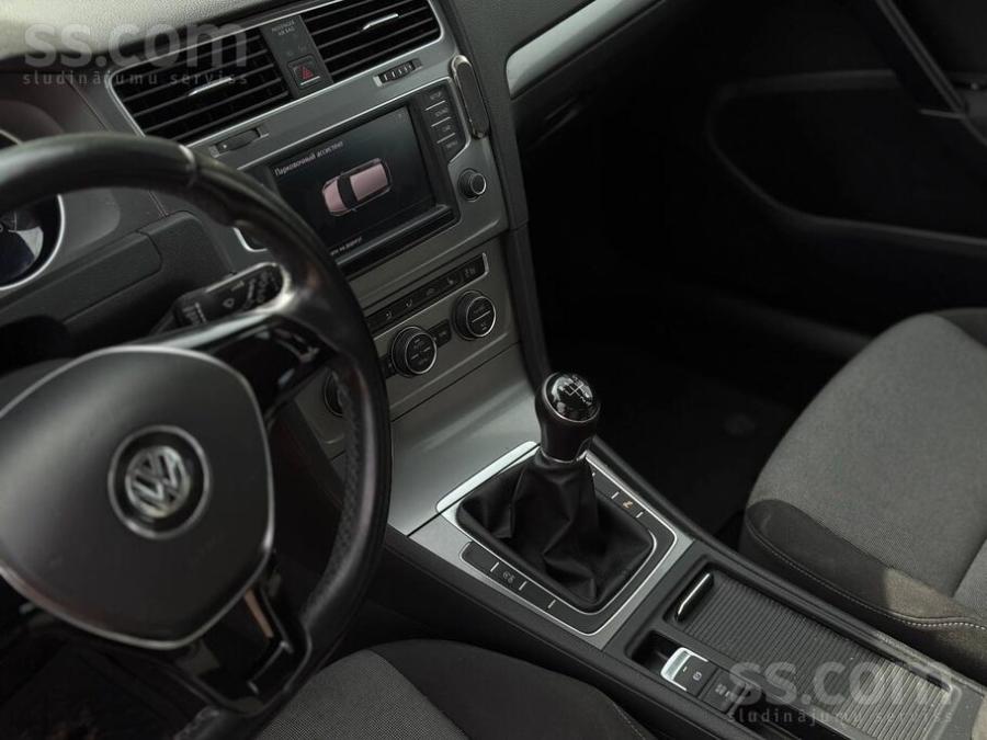 Sarkans Volkswagen Golf 2017 Rīga, ar dzinēja tilpumu 1.60 L un nobraukumu 245 tūkst. km par 5990 €, foto 14 vietnē AUTOMOTO.COM.LV