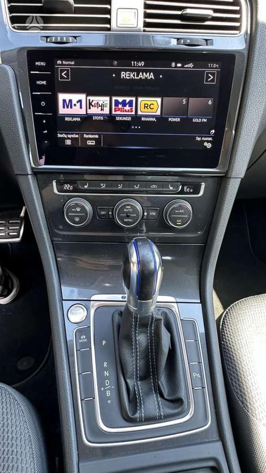 Sarkans Volkswagen Golf 2017 Kauņa, ar dzinēja tilpumu 0.00 L un nobraukumu 105 tūkst. km par 11500 €, foto 22 vietnē AUTOMOTO.COM.LV