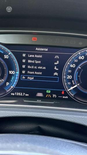 Sarkans Volkswagen Golf 2017 Kauņa, ar dzinēja tilpumu 0.00 L un nobraukumu 105 tūkst. km par 11500 €, foto 25 vietnē AUTOMOTO.COM.LV