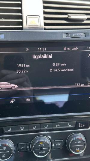 Sarkans Volkswagen Golf 2017 Kauņa, ar dzinēja tilpumu 0.00 L un nobraukumu 105 tūkst. km par 11500 €, foto 26 vietnē AUTOMOTO.COM.LV
