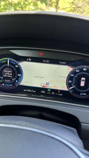 Sarkans Volkswagen Golf 2017 Kauņa, ar dzinēja tilpumu 0.00 L un nobraukumu 105 tūkst. km par 11500 €, foto 27 vietnē AUTOMOTO.COM.LV