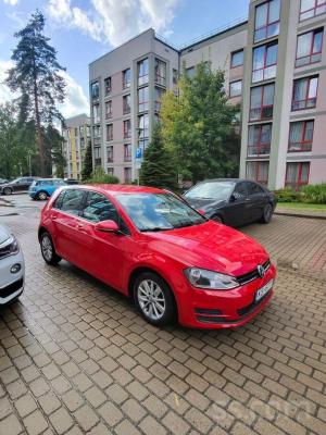 Red Volkswagen Golf 2017 in Ogre, with an engine capacity of 1.60 L and mileage of 243 thousand km for 5990 €, photo  on AUTOMOTO.COM.LV