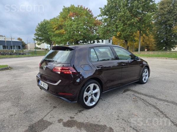 Sarkans Volkswagen Golf 2017 Cēsis, ar dzinēja tilpumu 1.40 L un nobraukumu 225 tūkst. km par 9100 €, foto 5 vietnē AUTOMOTO.COM.LV
