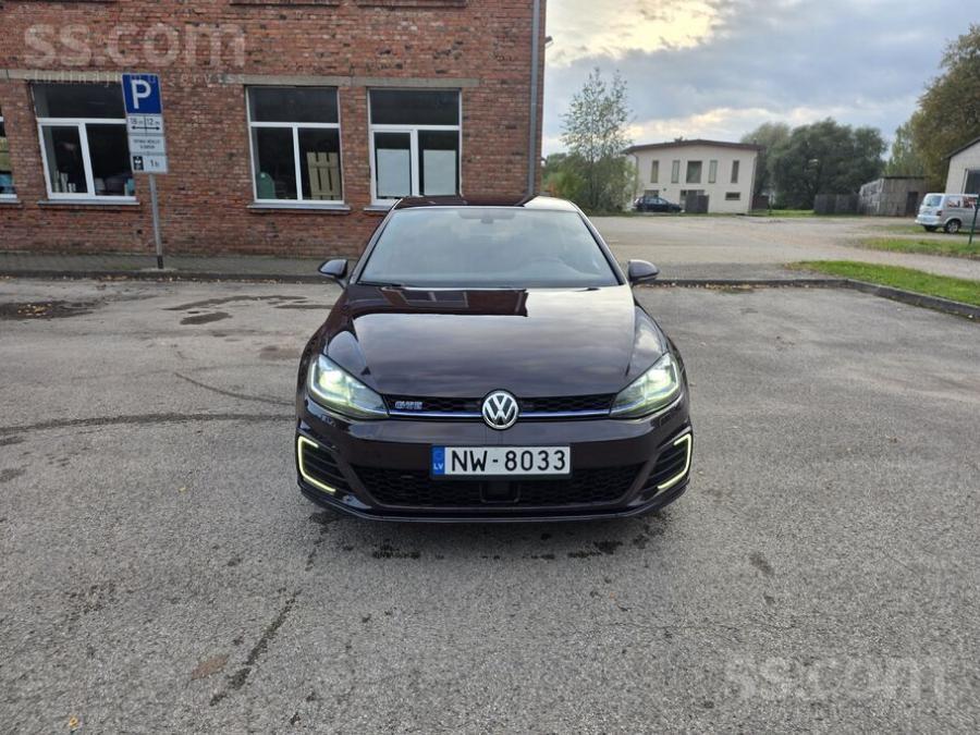 Sarkans Volkswagen Golf 2017 Cēsis, ar dzinēja tilpumu 1.40 L un nobraukumu 225 tūkst. km par 9100 €, foto 7 vietnē AUTOMOTO.COM.LV