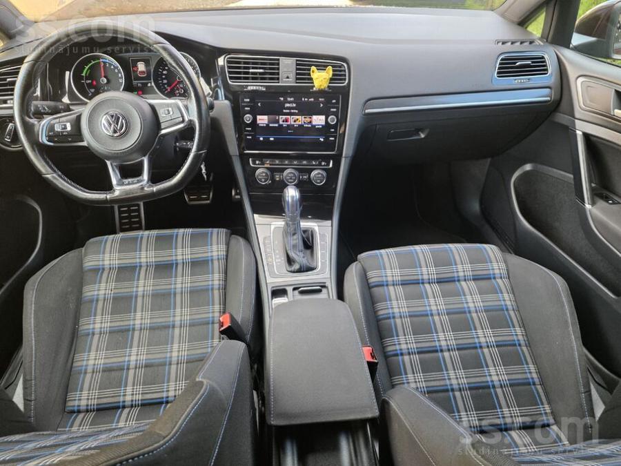 Sarkans Volkswagen Golf 2017 Cēsis, ar dzinēja tilpumu 1.40 L un nobraukumu 225 tūkst. km par 9100 €, foto 13 vietnē AUTOMOTO.COM.LV
