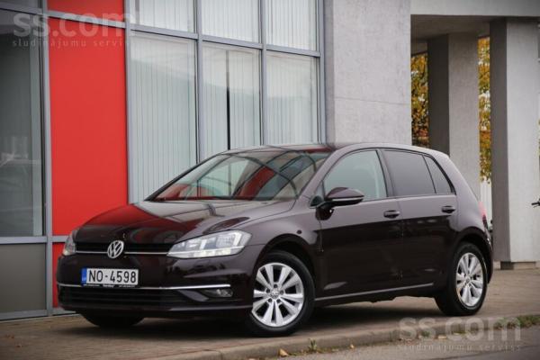 Red Volkswagen Golf 2017 in Riga, with an engine capacity of 1.60 L and mileage of 169 thousand km for 8495 €, photo 1 on AUTOMOTO.COM.LV