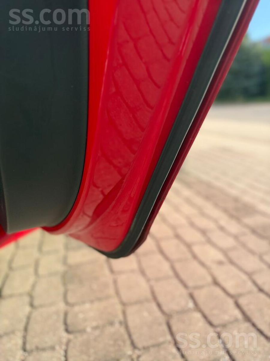 Sarkans Volkswagen Golf 2017 Rīga, ar dzinēja tilpumu 1.60 L un nobraukumu 264 tūkst. km par 4390 €, foto 17 vietnē AUTOMOTO.COM.LV