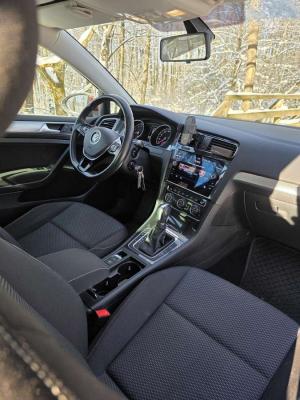 Sarkans Volkswagen Golf 2019 Viļņa, ar dzinēja tilpumu 1.00 L un nobraukumu 98 tūkst. km par 12200 €, foto 9 vietnē AUTOMOTO.COM.LV