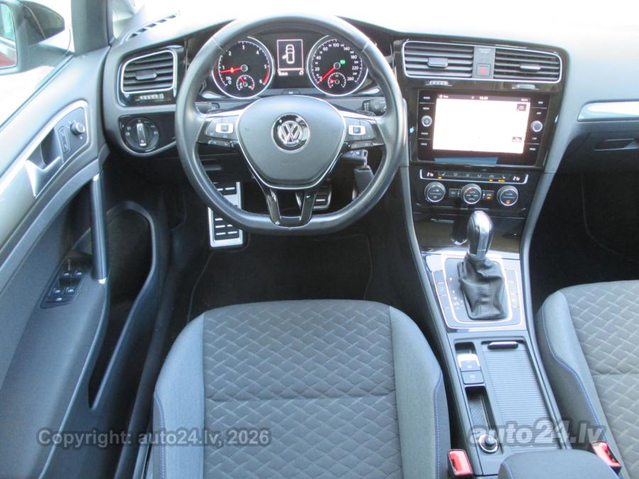 Red Volkswagen Golf 2019 in Tartu, with an engine capacity of 1.60 L and mileage of 184 thousand km for 13500 €, photo 6 on AUTOMOTO.COM.LV