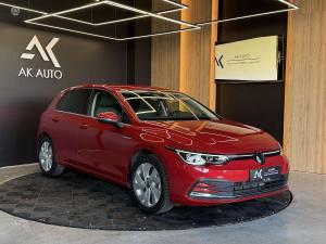 Sarkans Volkswagen Golf 2023 Kauņa, ar dzinēja tilpumu 1.50 L un nobraukumu 24 tūkst. km par 21990 €, foto 3 vietnē AUTOMOTO.COM.LV