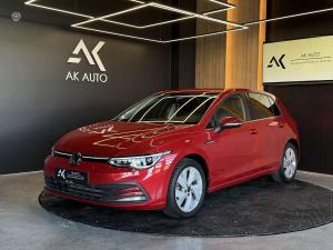 Sarkans Volkswagen Golf 2023 Kauņa, ar dzinēja tilpumu 1.50 L un nobraukumu 24 tūkst. km par 21990 €, foto 7 vietnē AUTOMOTO.COM.LV