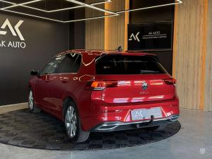 Sarkans Volkswagen Golf 2023 Kauņa, ar dzinēja tilpumu 1.50 L un nobraukumu 24 tūkst. km par 21990 €, foto 10 vietnē AUTOMOTO.COM.LV