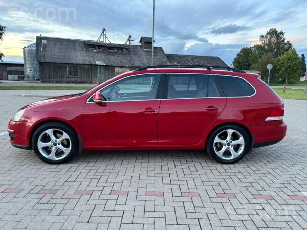 Volkswagen Golf 2008 Cēsis vietnē Sarkans Volkswagen Golf 2008 Cēsis, ar dzinēja tilpumu 2.00 L un nobraukumu 360 tūkst. km par 1670 €, foto 8 vietnē AUTOMOTO.COM.LV
