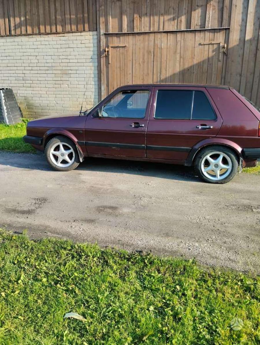 Sarkans Volkswagen Golf 1991 Pasvalys, ar dzinēja tilpumu 1.59 L un nobraukumu 350 tūkst. km par 1100 €, foto 1 vietnē AUTOMOTO.COM.LV