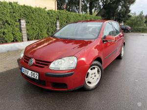 Sarkans Volkswagen Golf 2004 Kauņa, ar dzinēja tilpumu 1.60 L un nobraukumu 248 tūkst. km par 1250 €, foto  vietnē AUTOMOTO.COM.LV
