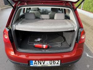 Sarkans Volkswagen Golf 2004 Kauņa, ar dzinēja tilpumu 1.60 L un nobraukumu 248 tūkst. km par 1250 €, foto 11 vietnē AUTOMOTO.COM.LV
