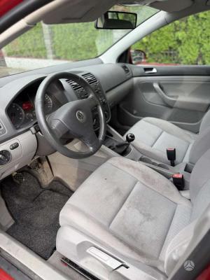Sarkans Volkswagen Golf 2004 Kauņa, ar dzinēja tilpumu 1.60 L un nobraukumu 248 tūkst. km par 1250 €, foto 13 vietnē AUTOMOTO.COM.LV