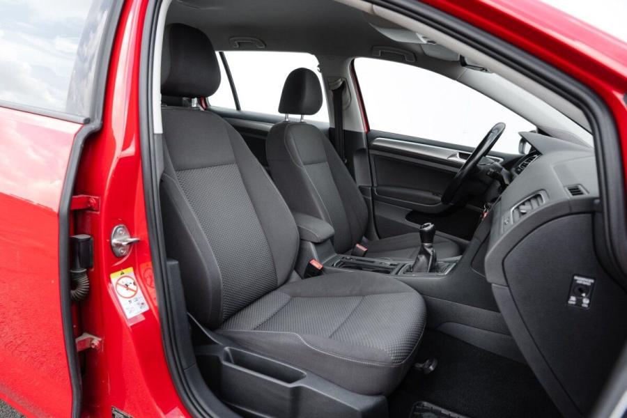 Sarkans Volkswagen Golf 2019 Rīga, ar dzinēja tilpumu 1.50 L un nobraukumu 181 tūkst. km par 9500 €, foto 7 vietnē AUTOMOTO.COM.LV