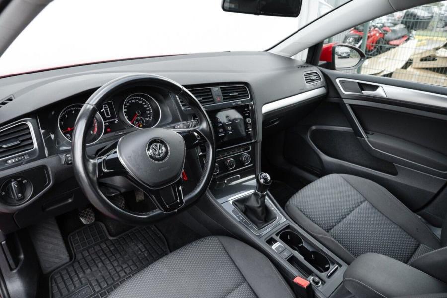 Sarkans Volkswagen Golf 2019 Rīga, ar dzinēja tilpumu 1.50 L un nobraukumu 181 tūkst. km par 9500 €, foto 17 vietnē AUTOMOTO.COM.LV