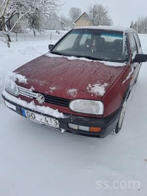 Sarkans Volkswagen Golf 1996 Krāslava, ar dzinēja tilpumu 1.40 L un nobraukumu 185 tūkst. km par 850 €, foto 3 vietnē AUTOMOTO.COM.LV