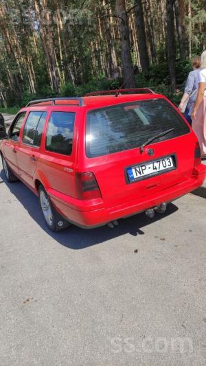 Sarkans Volkswagen Golf 1998 Rīga, ar dzinēja tilpumu 1.90 L un nobraukumu 200 tūkst. km par 2200 €, foto 6 vietnē AUTOMOTO.COM.LV