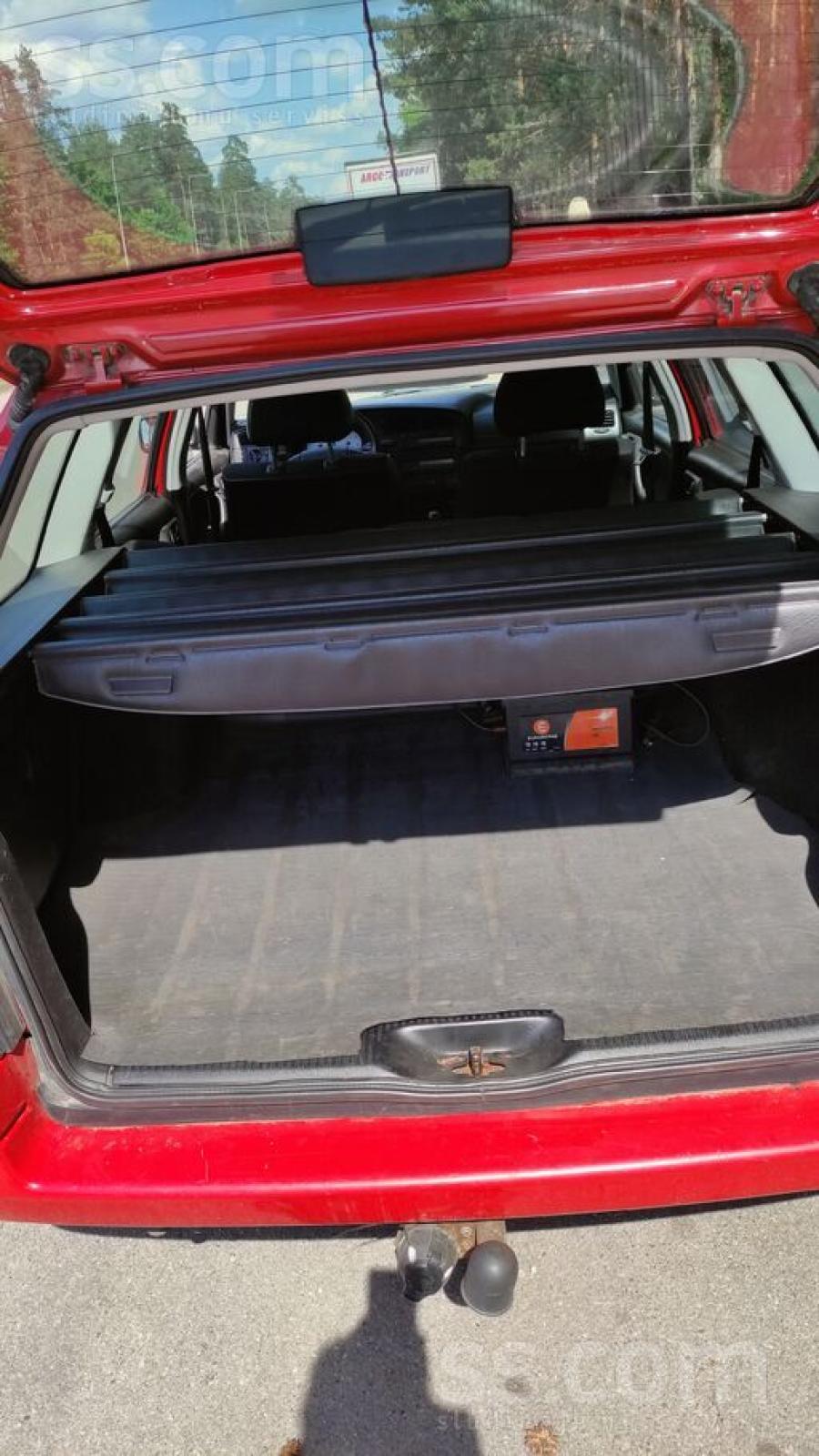 Sarkans Volkswagen Golf 1998 Rīga, ar dzinēja tilpumu 1.90 L un nobraukumu 200 tūkst. km par 2200 €, foto 11 vietnē AUTOMOTO.COM.LV