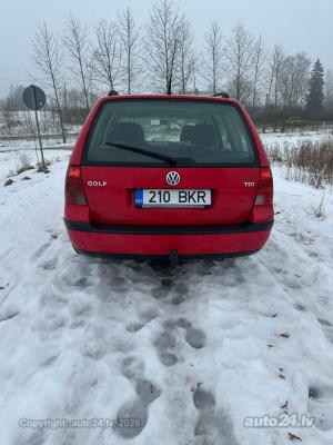 Red Volkswagen Golf 2002 in Voru, with an engine capacity of 1.90 L and mileage of 348 thousand km for 2490 €, photo 5 on AUTOMOTO.COM.LV