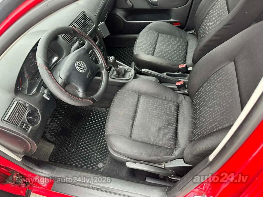 Red Volkswagen Golf 2002 in Voru, with an engine capacity of 1.90 L and mileage of 348 thousand km for 2490 €, photo 9 on AUTOMOTO.COM.LV