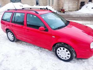 Red Volkswagen Golf 2003 in Utena, with an engine capacity of 1.90 L and mileage of 297 thousand km for 1850 €, photo 23 on AUTOMOTO.COM.LV